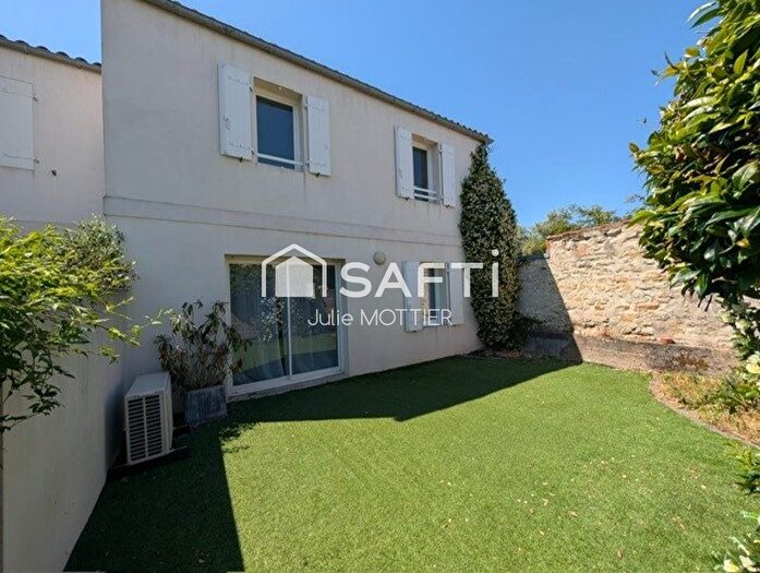 Maison 4 pièces à Saint-Xandre, à vendre