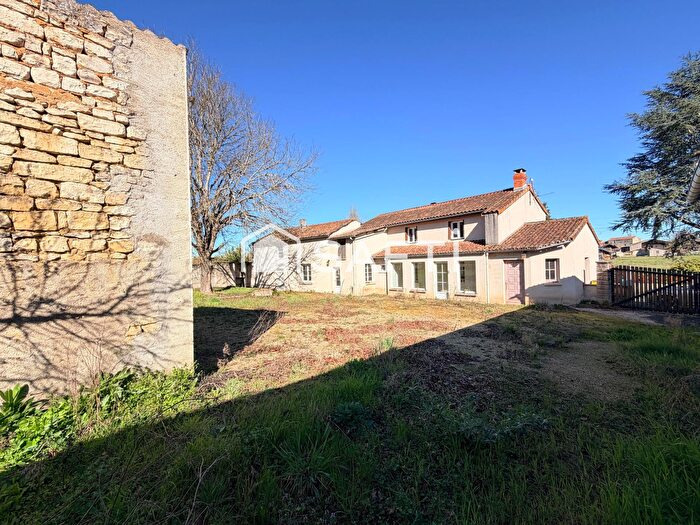 Guesnes : Maison 7 pièces à vendre
