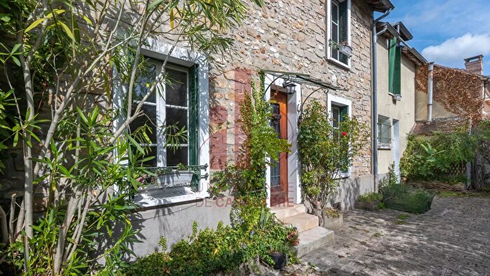 Maison à vendre - Samois-sur-Seine - 6 pièces - 4 chambres