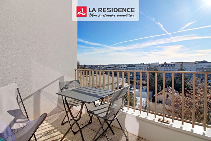 Appartement à vendre - Poissy, Saint-Exupéry - 2 pièces - 1 chambre