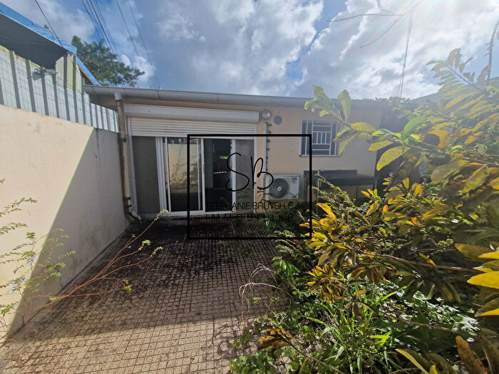 Maison à vendre - Fort-de-France - 6 pièces - 3 chambres