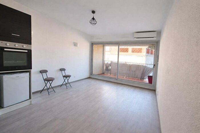 Appartement à louer - Centre Ville-Historique, Mèze - 1 pièce