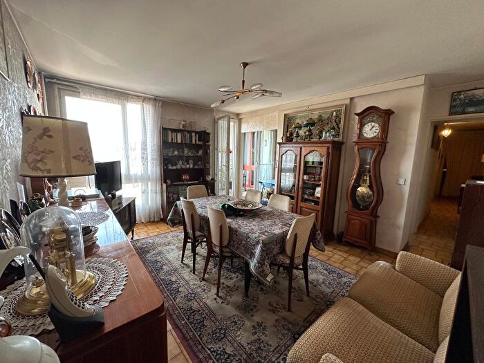 Appartement 3 pièces à vendre - Corbeil-Essonnes, Rive droite
