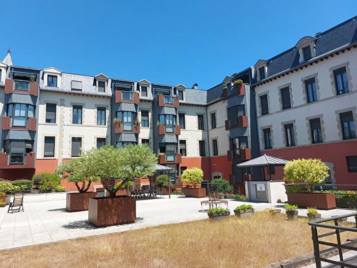 Appartement à louer - Villefranche-de-Rouergue - 1 pièce - 1 chambre