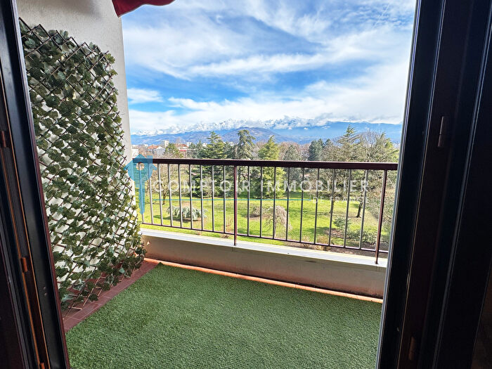 Appartement à vendre - Échirolles - 5 pièces - 3 chambres