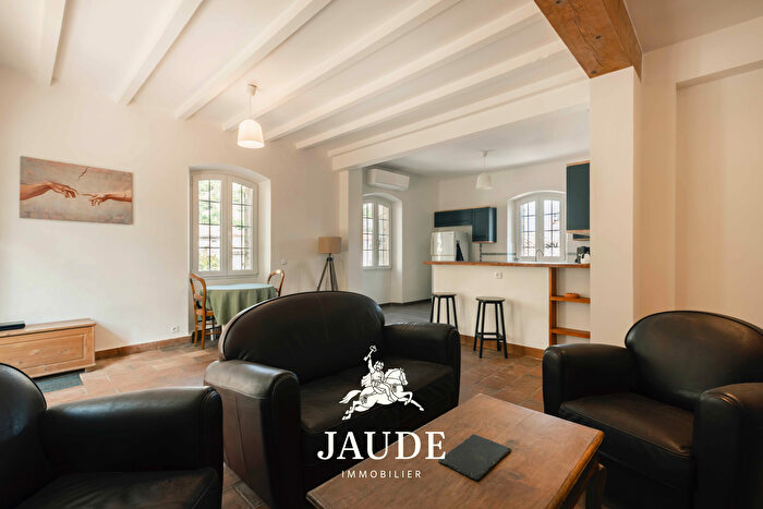 Maison à vendre - La Garde-Freinet - 8 pièces - 6 chambres