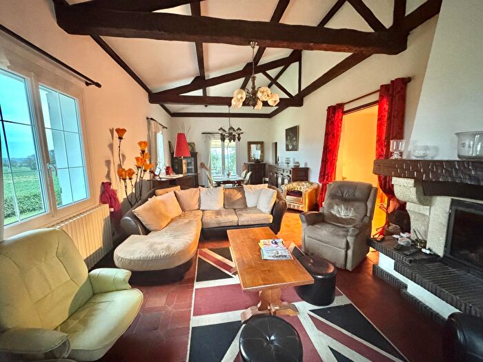 Maison à vendre - Saint-Gelais - 5 pièces - 3 chambres