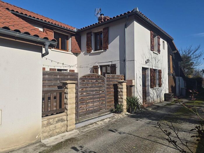 Maison à vendre - Trie-sur-Baïse - 7 pièces - 4 chambres