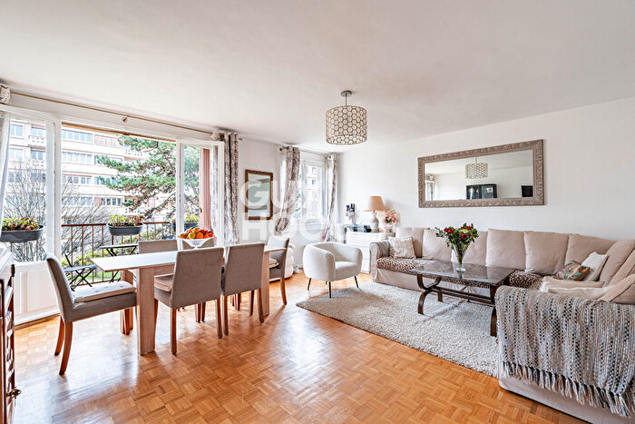 Asnières-sur-Seine, Gresillons, Voltaire : Appartement 4 pièces à vendre