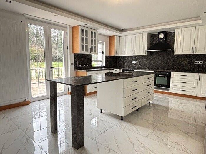 Maison à louer - Erdurière, Couëron - 5 pièces - 4 chambres