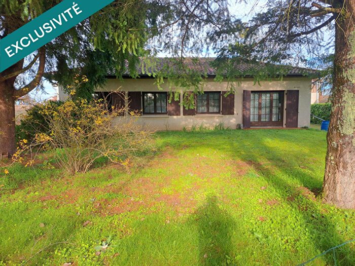 Maison à vendre - Roquefort - 5 pièces - 3 chambres