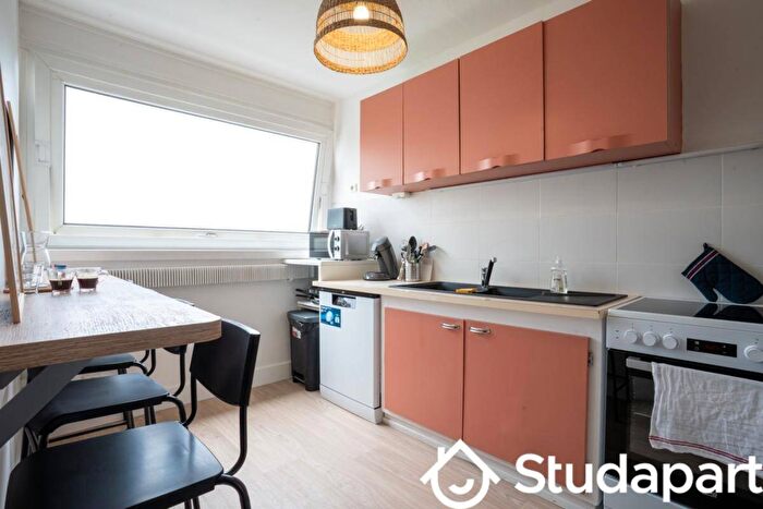 Beauregard-Boufflers-Buthégnemont, Nancy - Appartement 1 pièce à louer