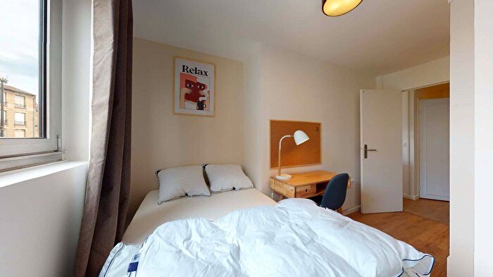 Appartement 1 pièce à louer à Guyot-de Gaulle, Bois-Colombes
