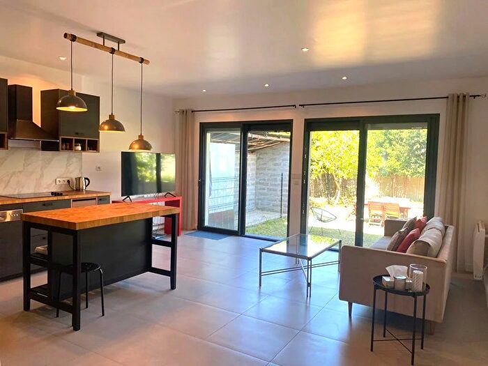 Maison à vendre - Vitry-sur-Seine - 5 pièces - 3 chambres