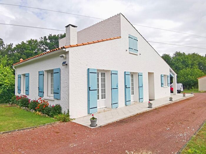 Maison 5 pièces à vendre à Médis