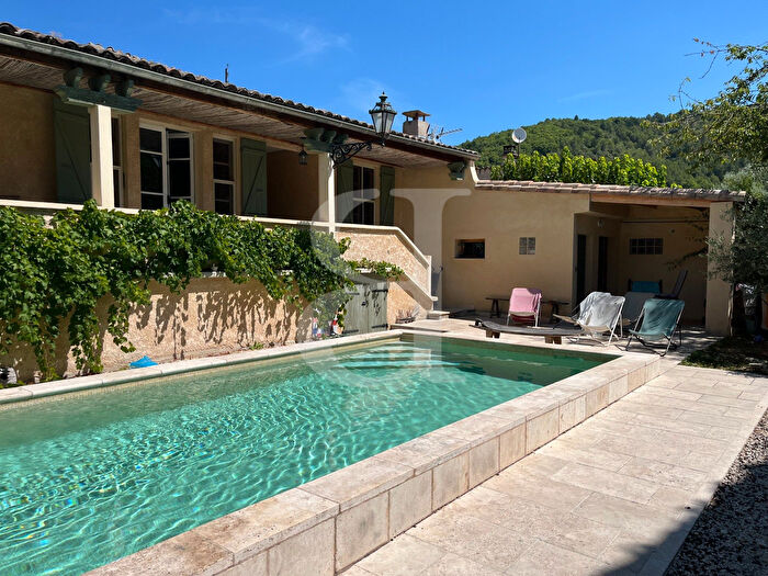 Maison à vendre - Nyons - 6 pièces - 5 chambres