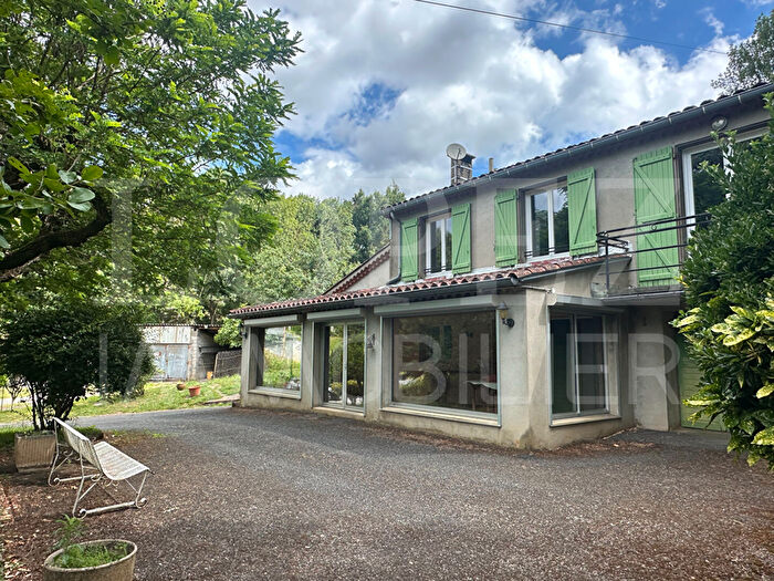 Maison 7 pièces à Pont-de-Larn, à vendre