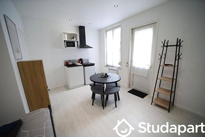 Appartement 1 pièce à Landrecies-Solesmes, Cambrai, à louer