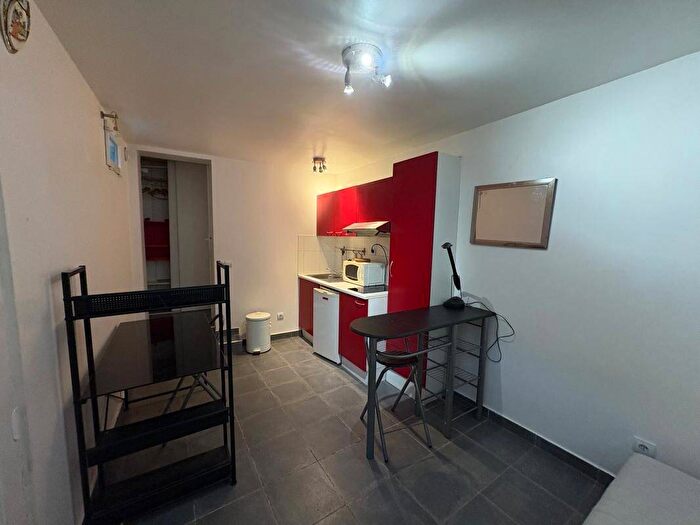 Appartement à louer - Viaduc Est, Orsay - 1 pièce