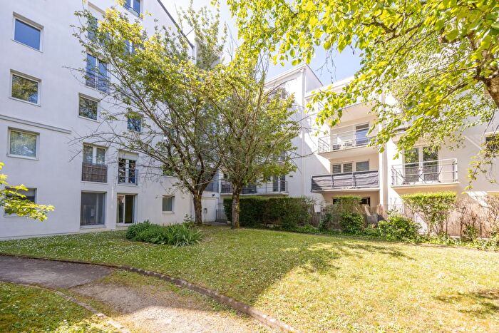 Nantes, Saint-Clément, Jardin des plantes, Caserne Lamoricière : Appartement 3 pièces à vendre