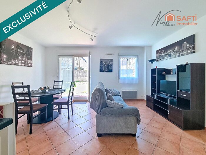 Appartement à vendre - Roissy-en-Brie, ZAC de la Vallée, Renardiere - 2 pièces - 1 chambre