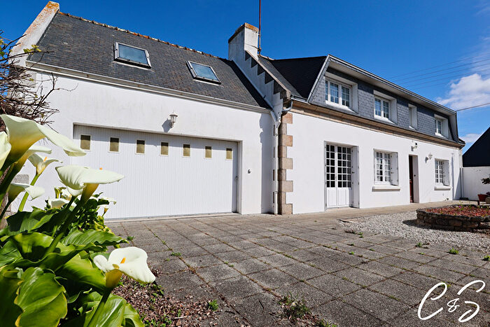 Maison à vendre - Treffiagat - 4 pièces - 3 chambres