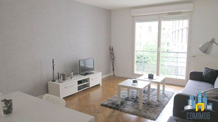 Appartement à louer - Faubourg de lArche, Courbevoie - 3 pièces - 2 chambres