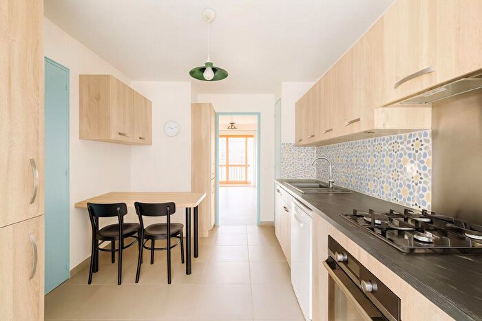 Appartement à vendre - Noisy-le-Roi - 5 pièces - 3 chambres