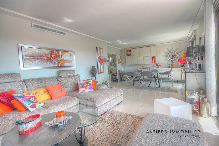 Appartement à vendre - Antibes, Rastines, Super Antibes, Laval, La Fontonne - 4 pièces - 3 chambres