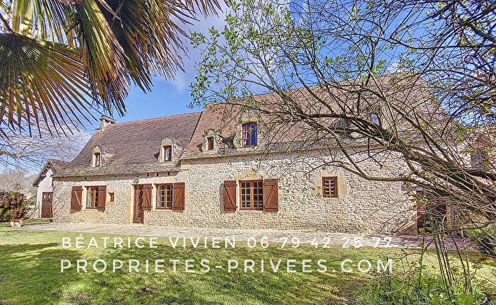 Maison à vendre - Montignac - 7 pièces - 5 chambres