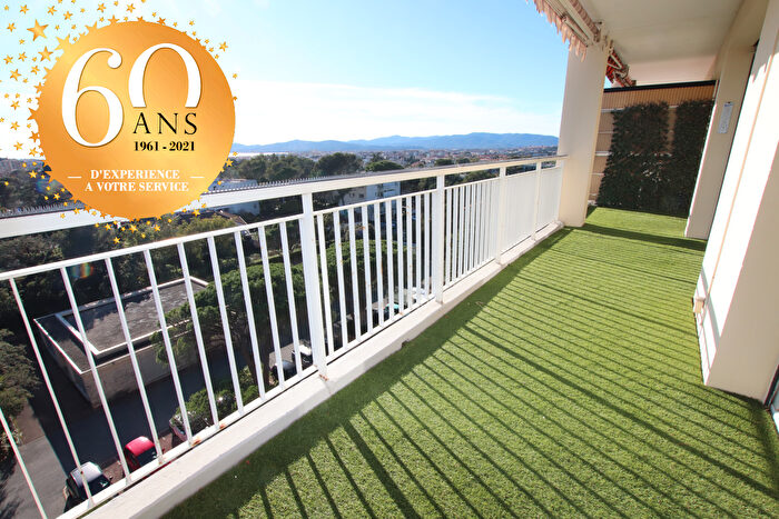 Appartement à vendre - Saint-Raphaël, Les Arênes - 3 pièces - 2 chambres