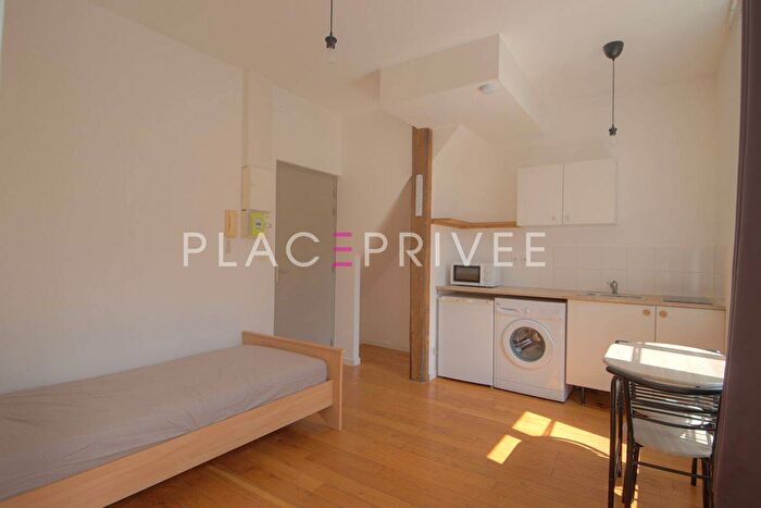 Appartement à louer - Poincaré-Foch-Anatole France, Nancy - 1 pièce