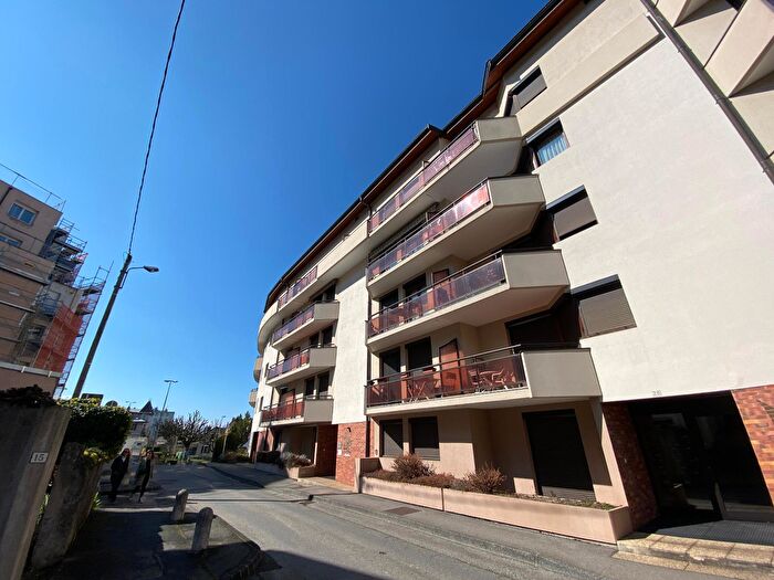 Appartement à louer - Évian-les-Bains - 2 pièces - 1 chambre