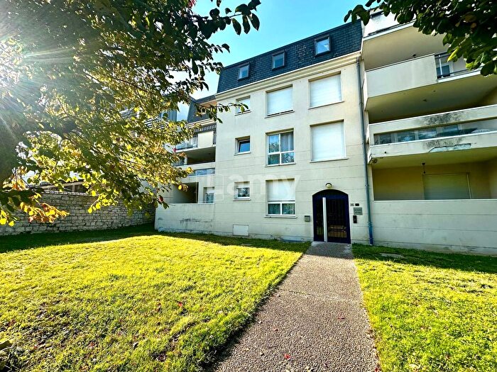 Appartement à louer - Centre, Margny-lès-Compiègne - 2 pièces