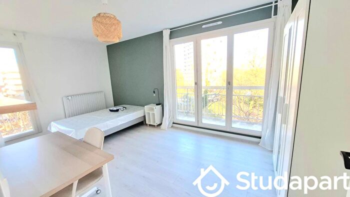 Appartement à louer - La Roseraie, Angers - 1 pièce - 4 chambres