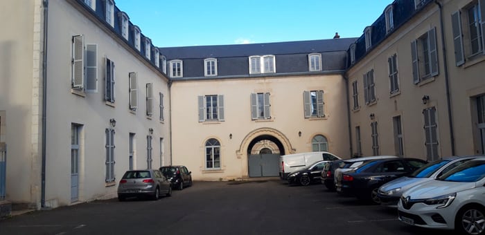 Appartement 1 pièce à vendre - Bourges, Centre-ville, Charlet, Lahitolle, Pignoux, Sembat