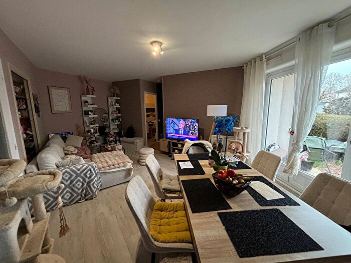 Appartement à louer - Briand Leclerc, Sens - 2 pièces - 1 chambre