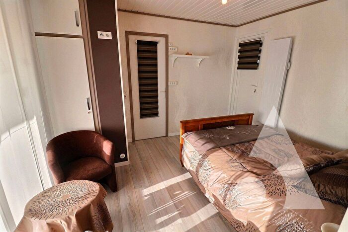 Appartement à louer - Paix-Wilson-Machard, Dole - 2 pièces - 1 chambre