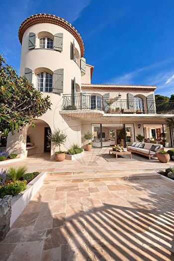 Maison à vendre - Carry-le-Rouet - 7 pièces - 5 chambres