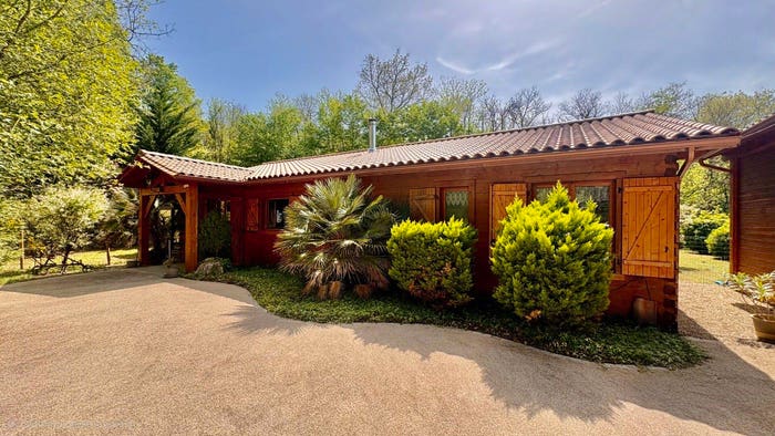 Maison 4 pièces à Neuvic, à vendre