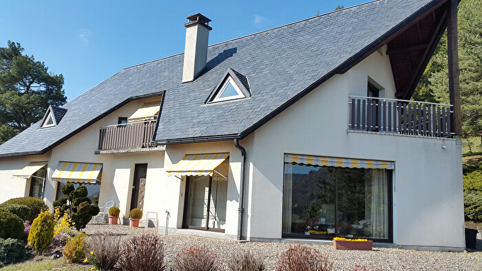 Maison à vendre - Murat - 6 pièces - 4 chambres