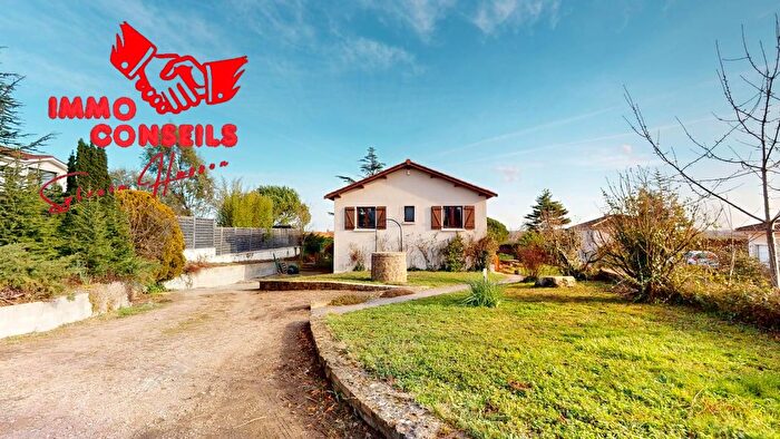 Maison à vendre - Brindas - 8 pièces - 6 chambres