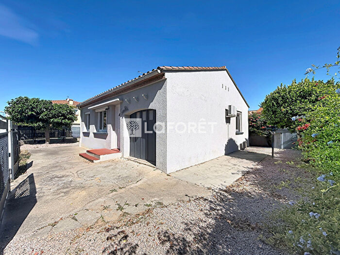 Saint-Cyprien, Village, Zone d'Activité - Maison 3 pièces à vendre