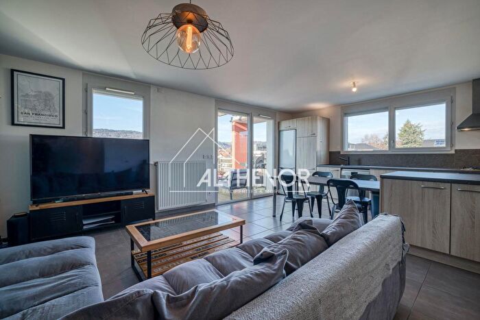 Appartement à vendre - Metz-Tessy - 3 pièces - 2 chambres