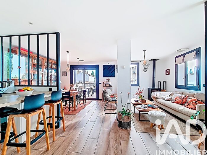 Maison à vendre - Nîmes, Tour Magne - 6 pièces - 5 chambres