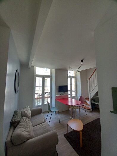 Appartement à louer - Bordeaux, Capucins, Saint-Michel - 3 pièces - 2 chambres