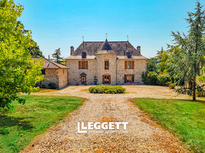 Maison à vendre - Lesterps - 20 pièces - 7 chambres