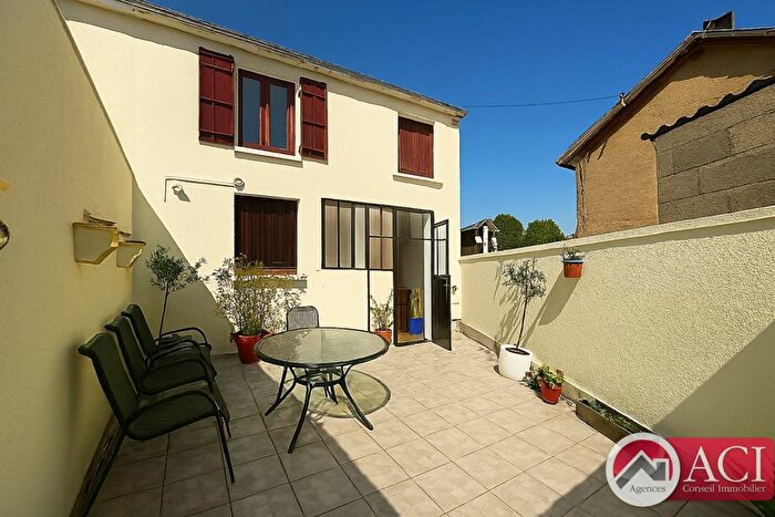 Maison à vendre - Bornel - 6 pièces - 5 chambres