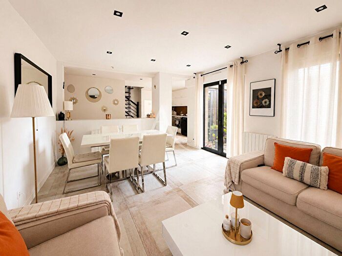 Maison 4 pièces à louer - Europe-Les Marolles, Chatou