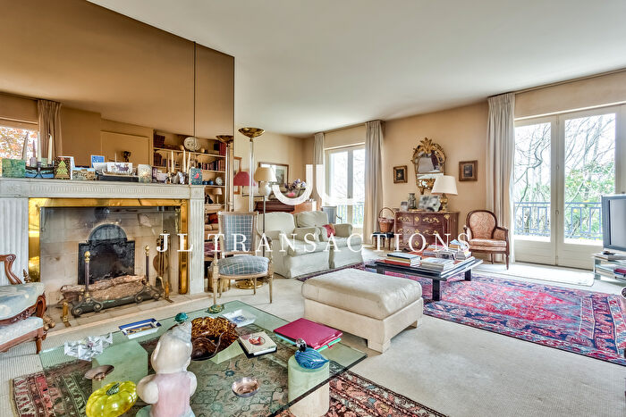 Appartement à vendre - Le Bouscat, Centre-ville, Robert Schuman - 5 pièces - 3 chambres